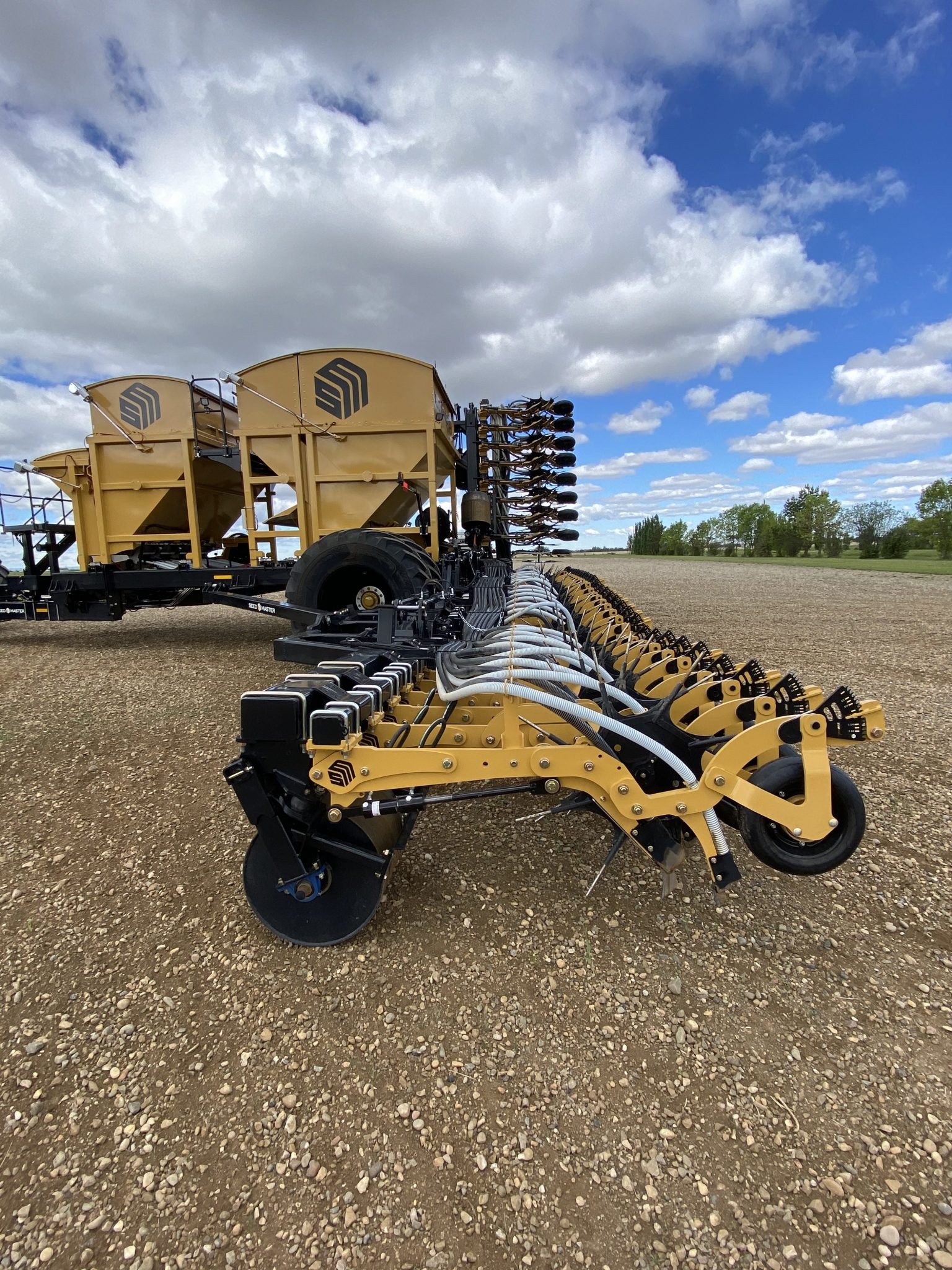 New & Used Equipment – Peace Country Equipment – Farm Equipment Dealer ...